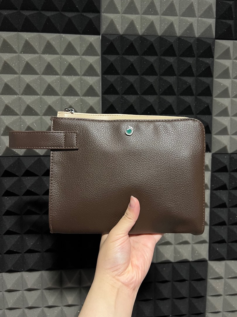 Emirates First Class Bulgari Amenity Kit on Carousell
