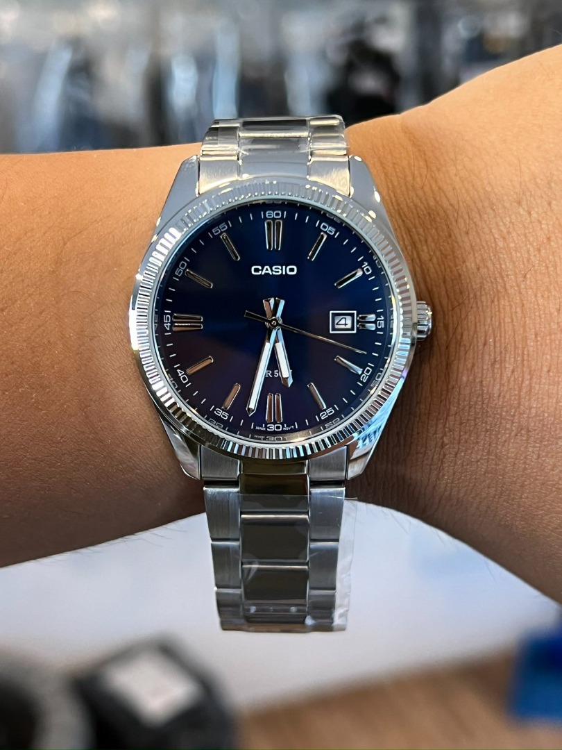 FREE SHIPPING!! ORIGINAL CASIO BLUE DIAL WITH DATE DISPLAY MEN'S WATCH ...