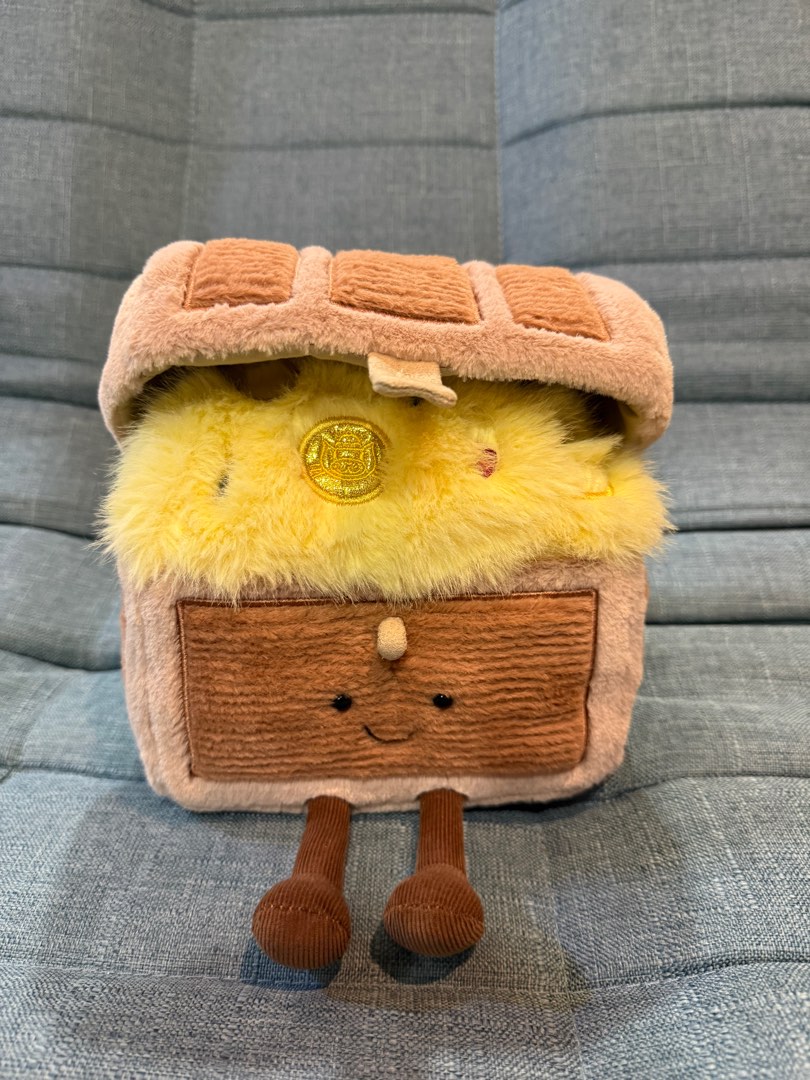 jellycat Amuseables Treasure Chest, Hobbies & Toys, Toys & Games on ...