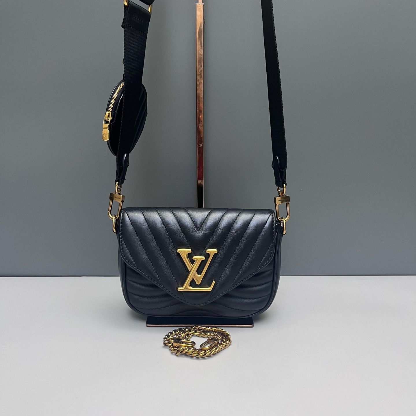Louis Vuitton New Wave Multi Pochette in Black GHW, Luxury, Bags ...