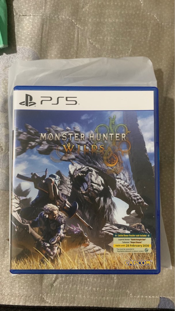 monster hunter wild ps5 with steelcase, Video Gaming, Video Games ...
