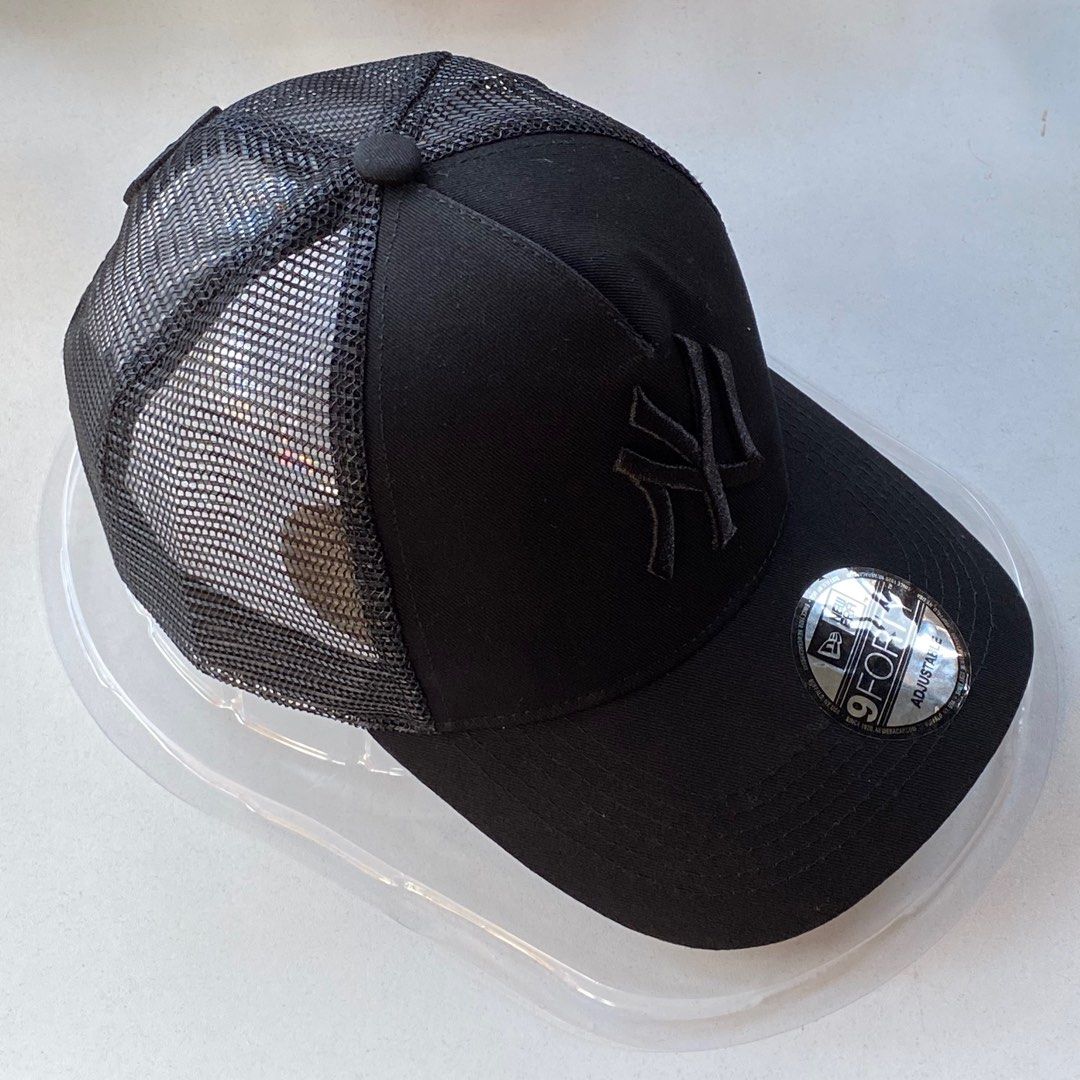 New York NY Trucker All Black, Men's Fashion, Watches & Accessories, Cap & Hats on Carousell