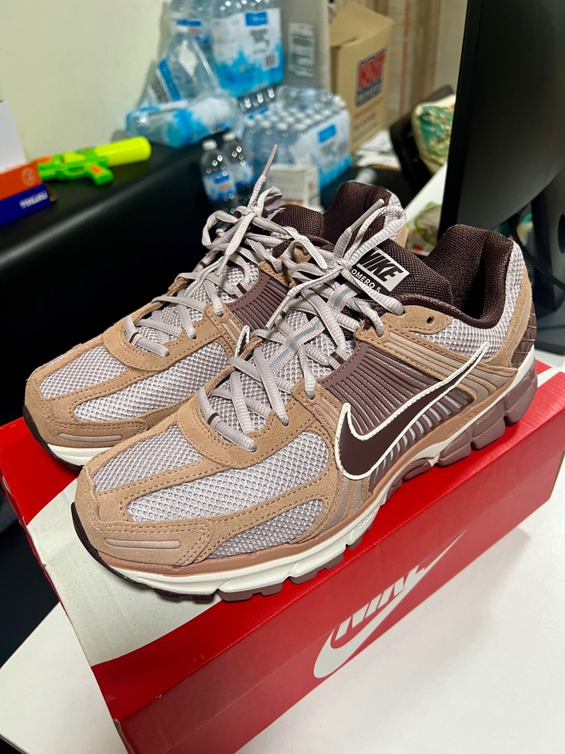 Nike Vomero 5 Dusted Clay tags not on cloudtilt asics gel kayano 14 ...
