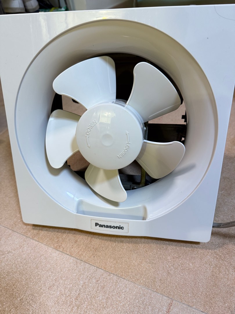 Panasonic kdk 8 inch 8吋抽氣扇樂聲, 家庭電器, 冷氣機及暖風機 - Carousell