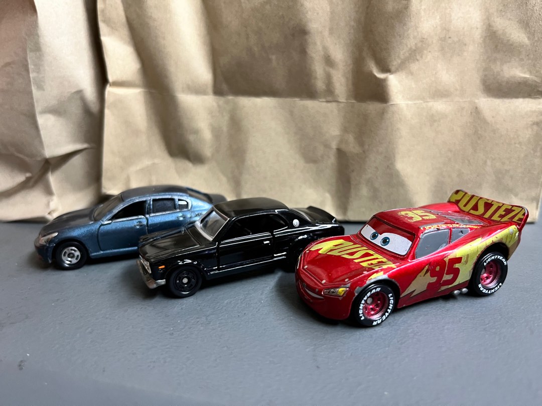 Tomica tomy diecast set skyline lightning mcqueen, Hobbies & Toys, Toys ...