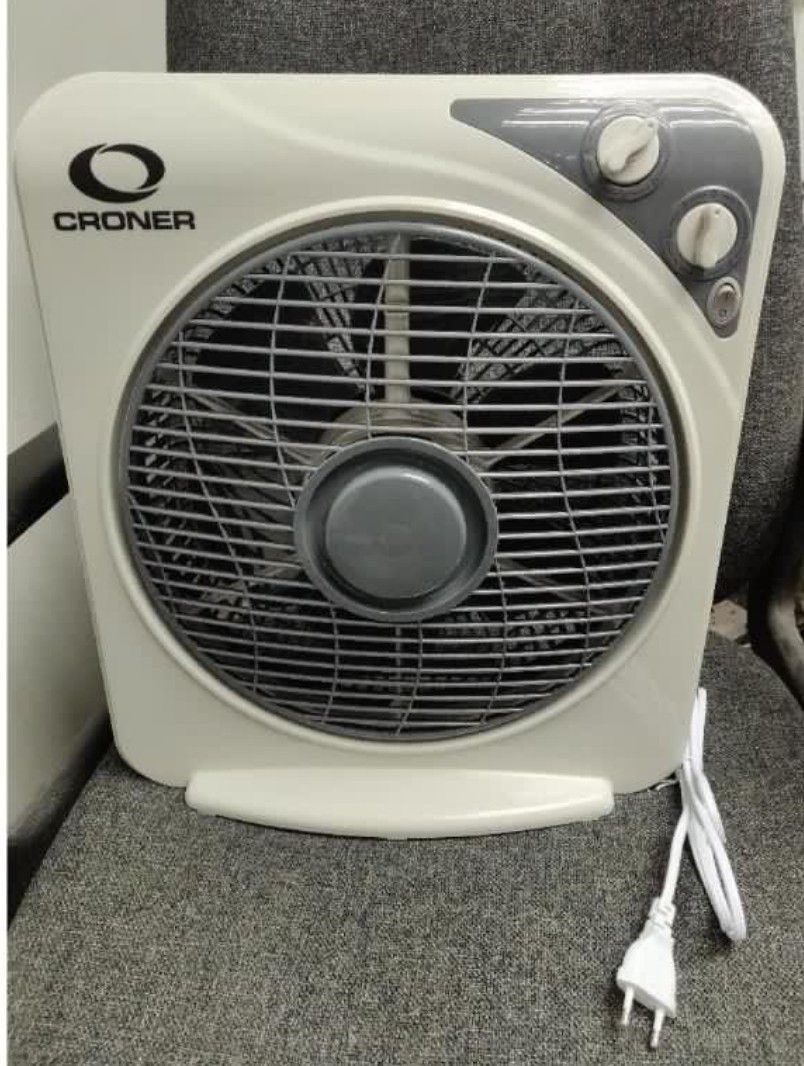 12" Box Fan, new and unused $100 only, 家庭電器, 其他家庭電器 - Carousell