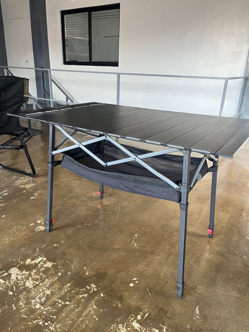 ARB Pinnacle Camping Table, Sports Equipment, Hiking & Camping on Carousell