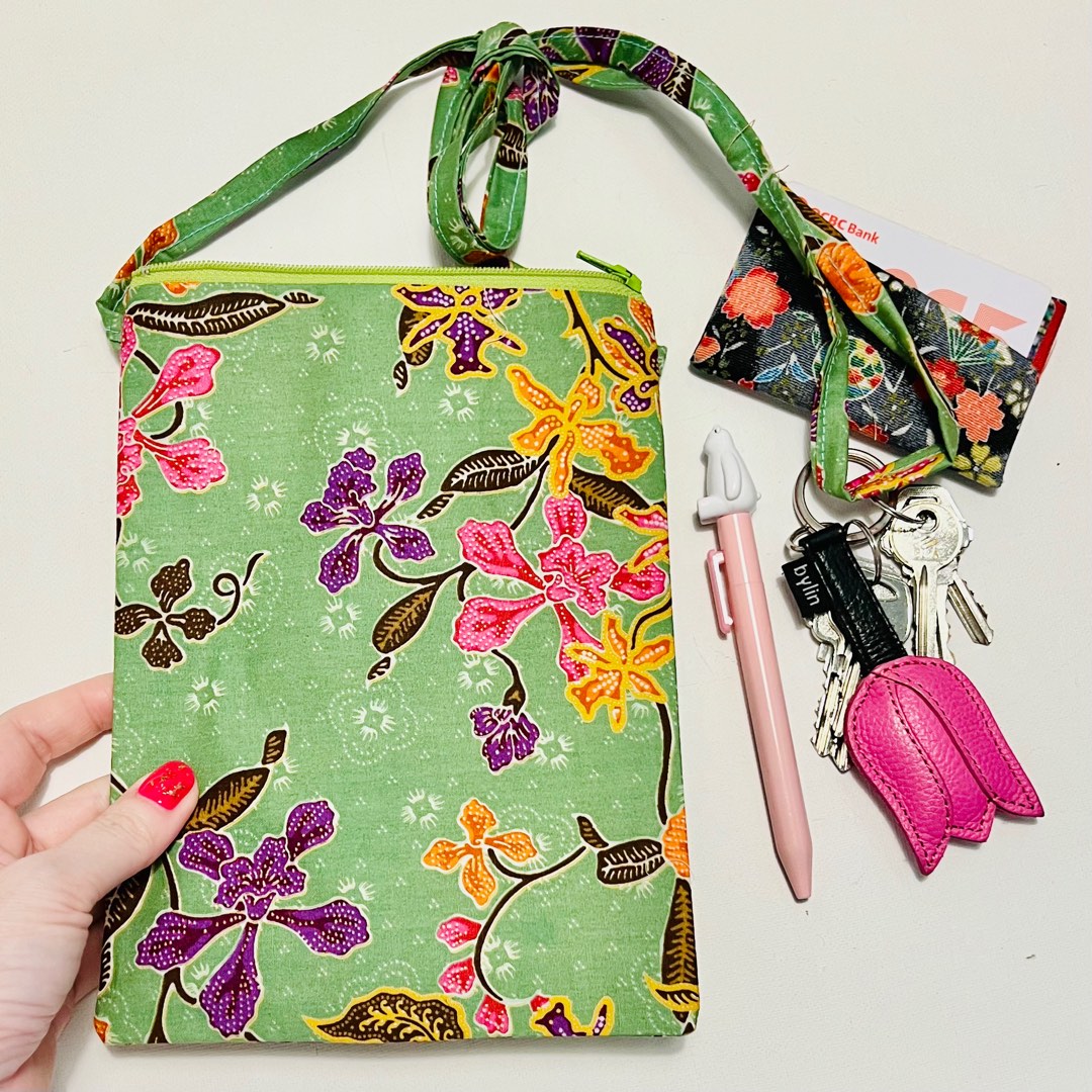 Batik Small Messenger Bag Handmade in Singapore, Women's Fashion, Bags ...
