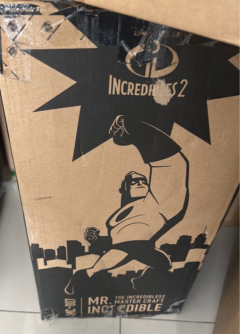 Beast Kingdom MC-007 Disney Pixar The Incredibles: Mr. Incredible 1:4 Scale Master Craft Figure ...