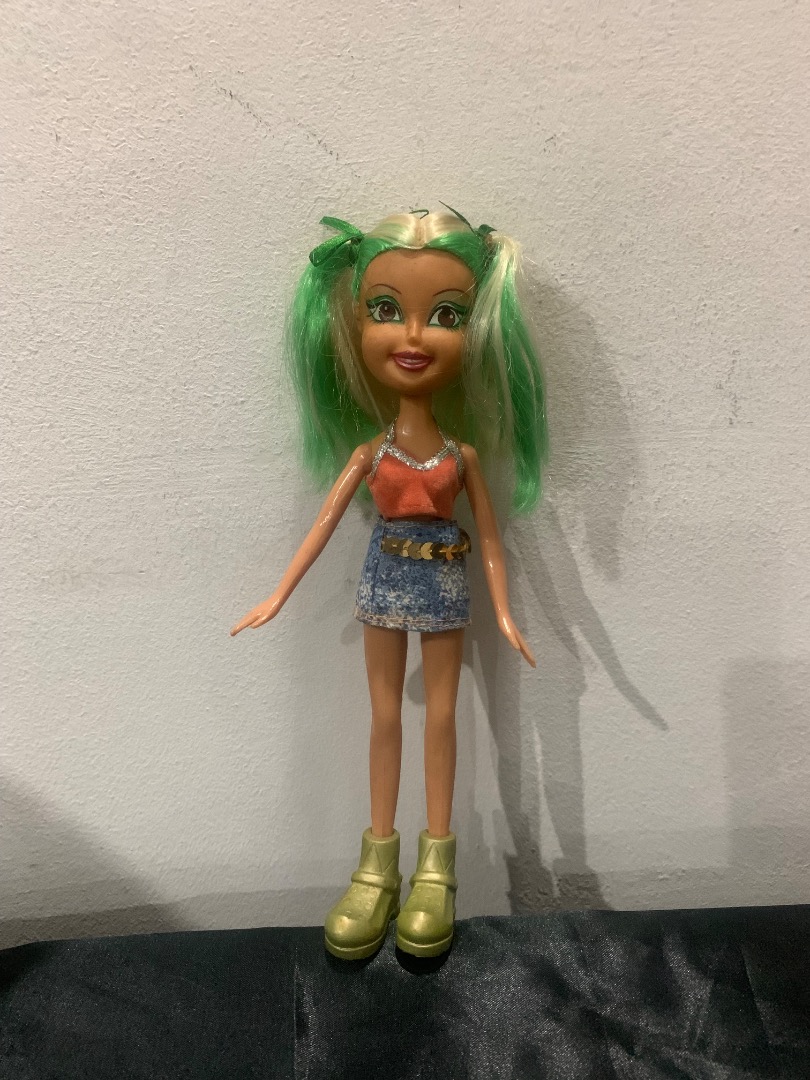 Bratz green hair doll, Hobbies & Toys, Toys & Games on Carousell