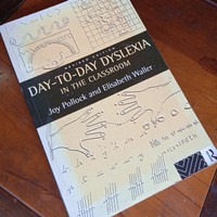 DAY-TO-DAY DYSLEXIA IN THE CLASSROOM, Buku & Alat Tulis, Buku di Carousell
