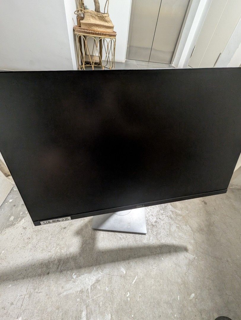 Dell Flat Panel Monitor, Computers & Tech, Parts & Accessories, Monitor ...