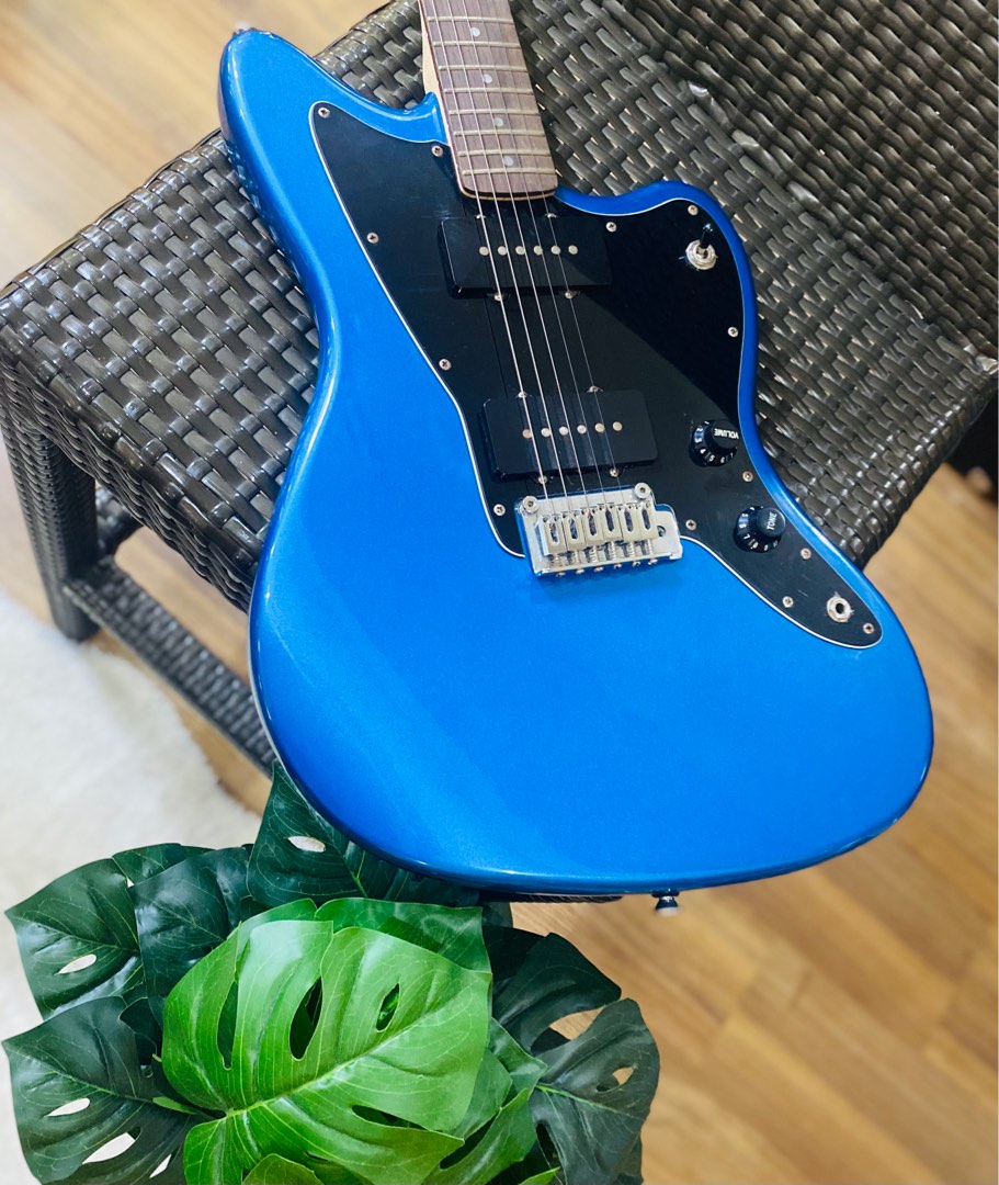 FENDER SQUIER JAZZMASTER GUITAR, Audio, Other Audio Equipment on Carousell