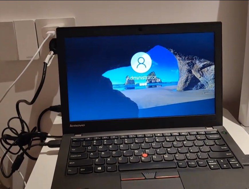 Lenovo ThinkPad x240 Notebook Laptop 8GB i5 SSD 256GB, 電腦＆科技, 手提電腦 ...