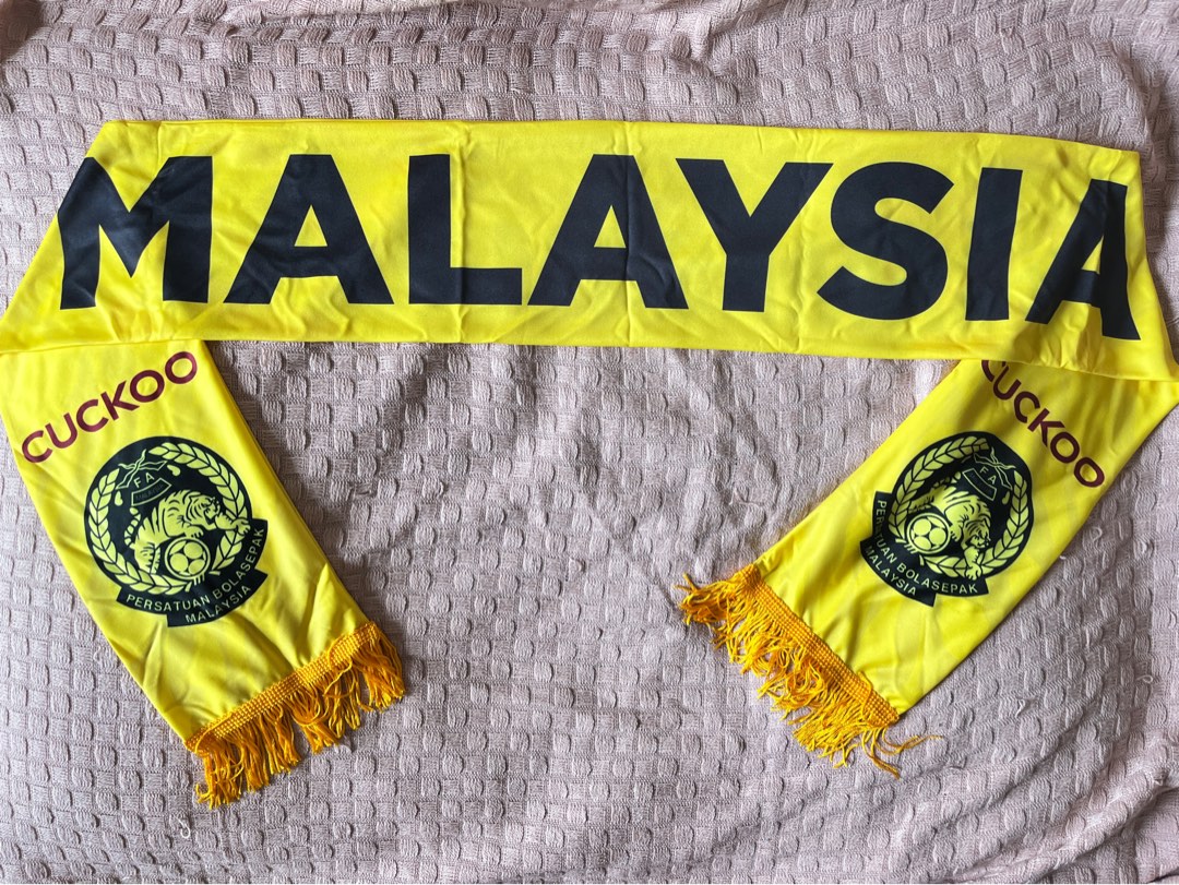 Malaysia football scarf/Mafla, Men's Fashion, Watches & Accessories ...