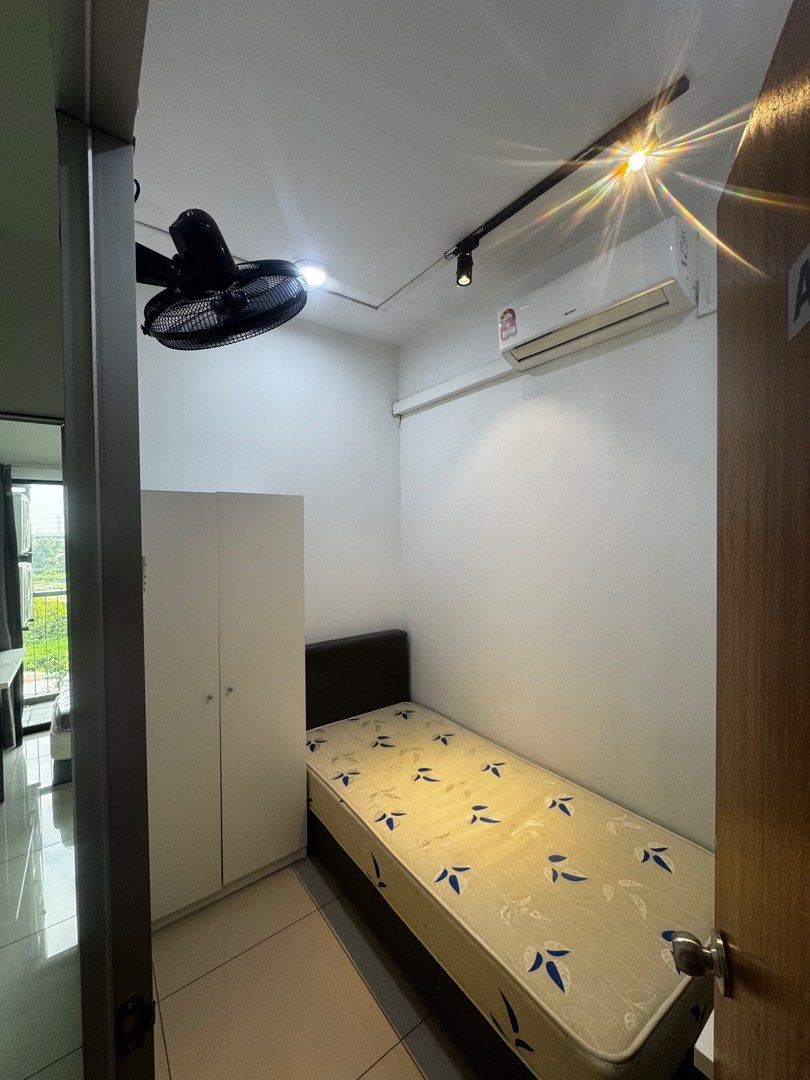 MALE ONLY UNIT | Single Room at The Greens (Residensi Hijauan) Seksyen ...