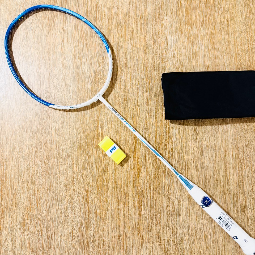 [May Bundle] Brand New Mizuno JPX 8 Force 4UG5 4U G5 Badminton Racket + Racquet Cloth Bag + Grip ...