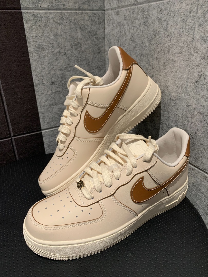 Nike Air Force 1 '07Pearl White Pale Ivory Sail Light British Tan ...
