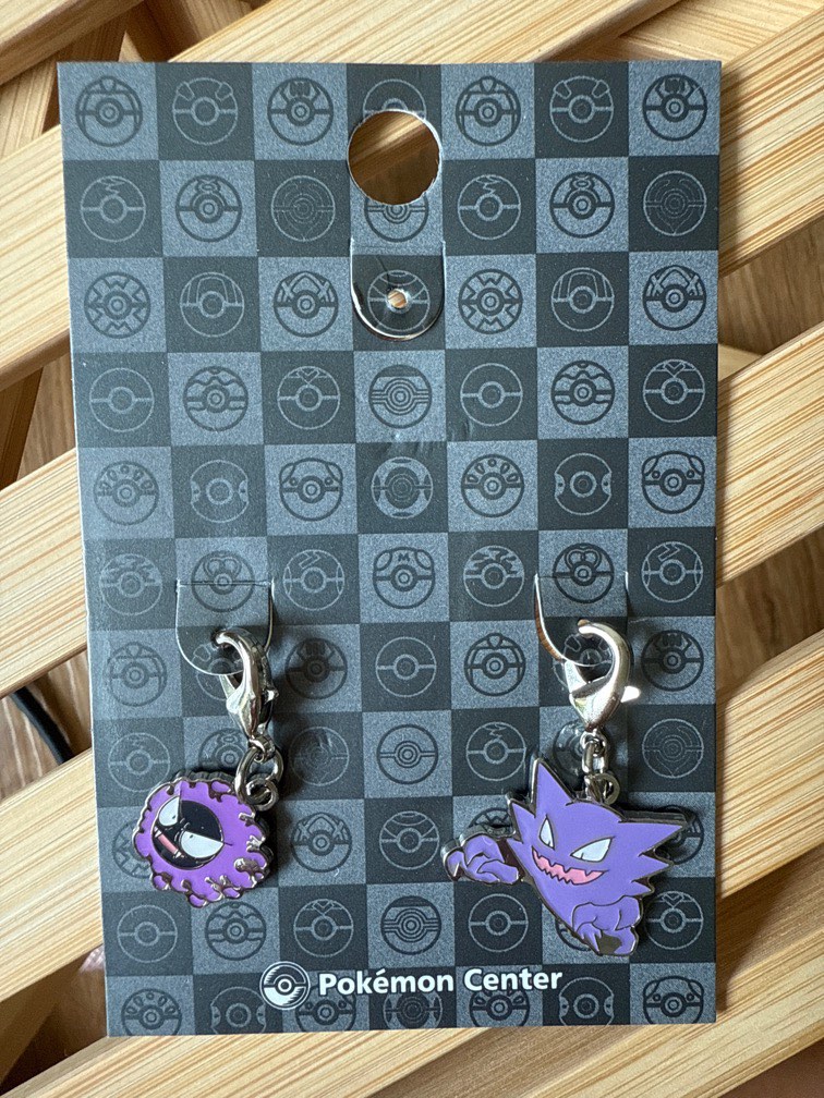 Pokemon metal charm +freebie, Hobbies & Toys, Toys & Games on Carousell