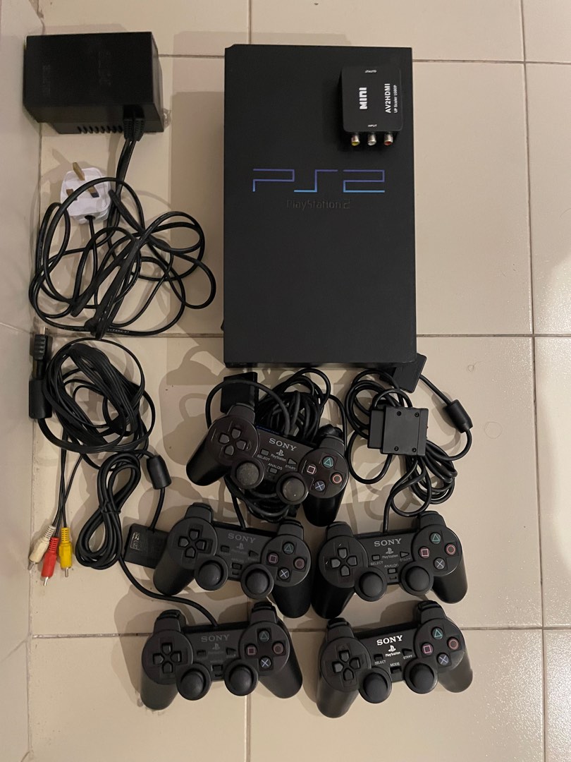 PS2 Fat + 5 controllers + Freemcboot memory card, Video Gaming, Video ...
