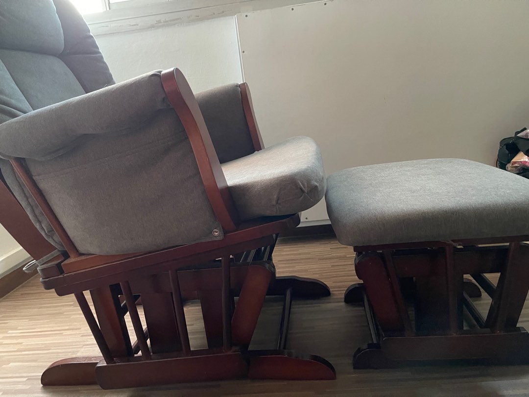 Rocking Chair, Garage Sale on Carousell