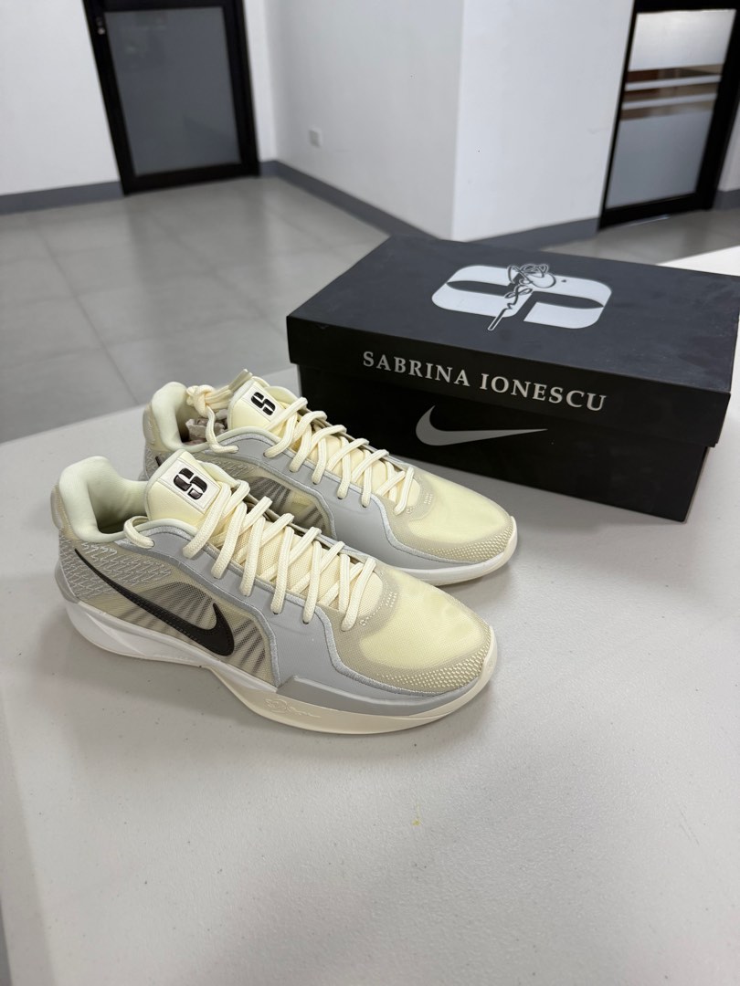 Sabrina 2 EP Coconut Milk, Men's Fashion, Footwear, Sneakers on Carousell