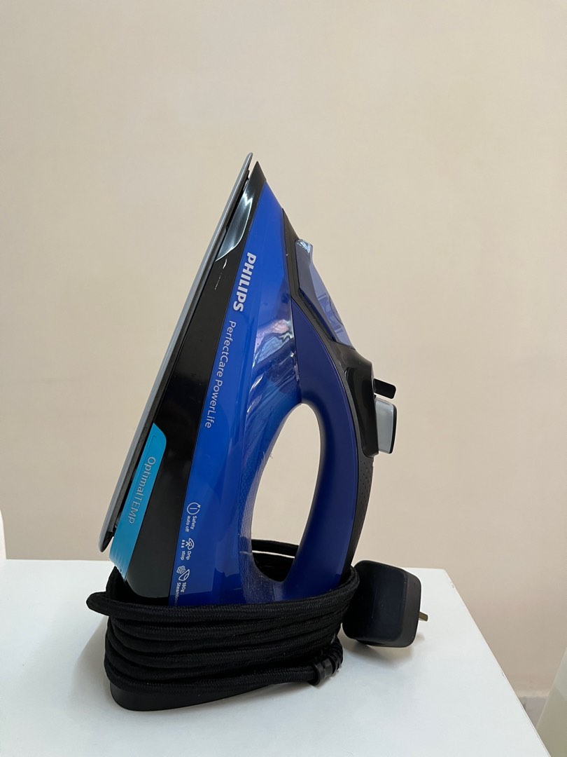 Steam Iron Philip, TV & Home Appliances, Irons & Steamers on Carousell