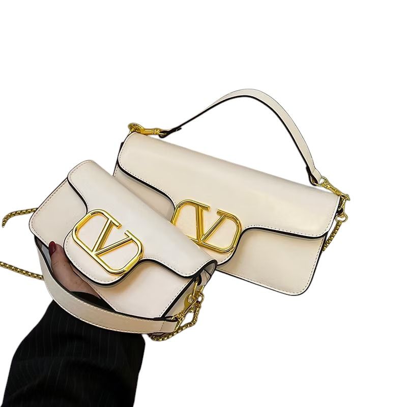 V Crossbody Arm bag, Garage Sale on Carousell