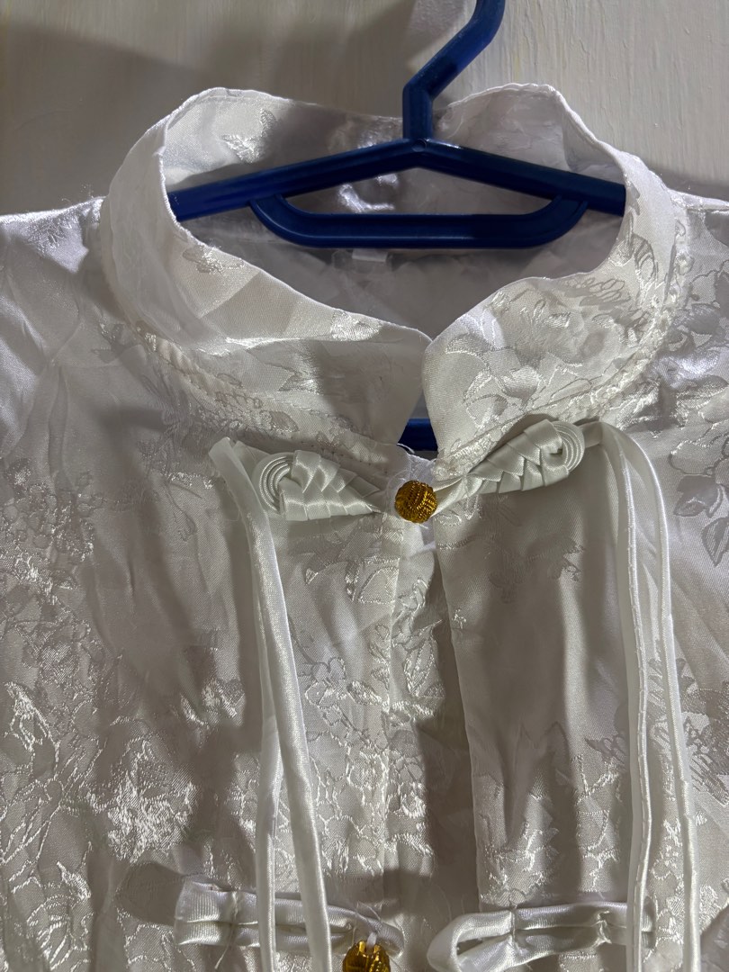 White chinese colla top, Women's Fashion, Tops, Shirts on Carousell
