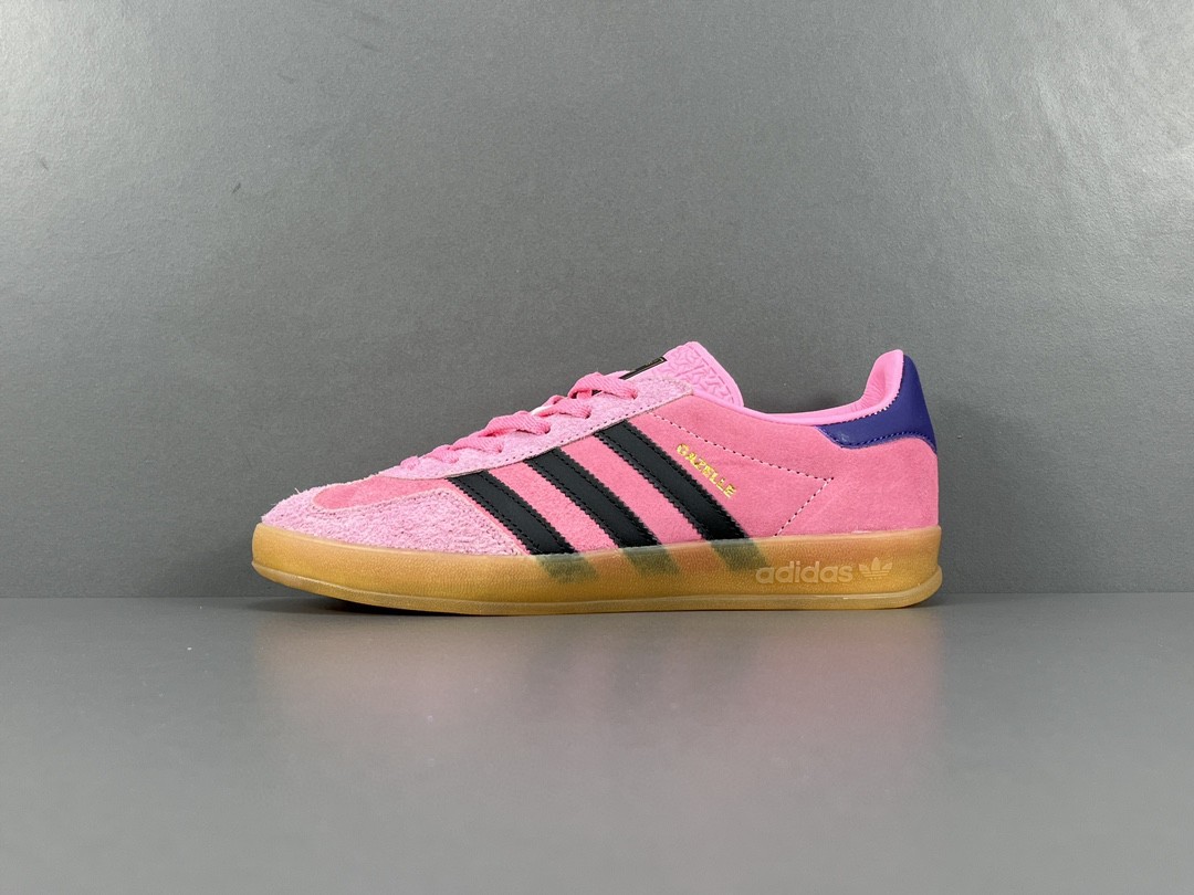 Adidas Gazelle Indoor IF7002, 興趣及遊戲, 玩具 & 遊戲類 - Carousell