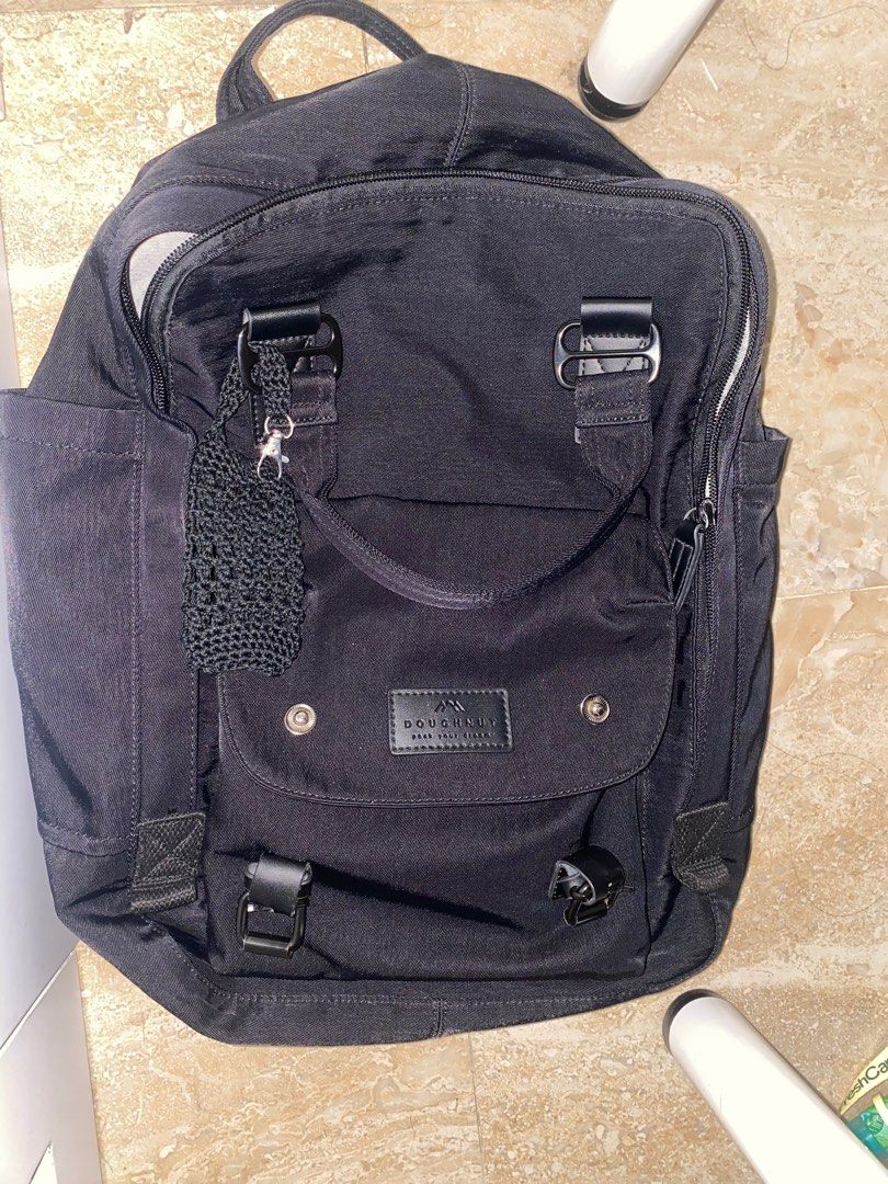 BACA DESKRIPSI! Doughnut Backpack Black, Fesyen Wanita, Tas & Dompet di ...