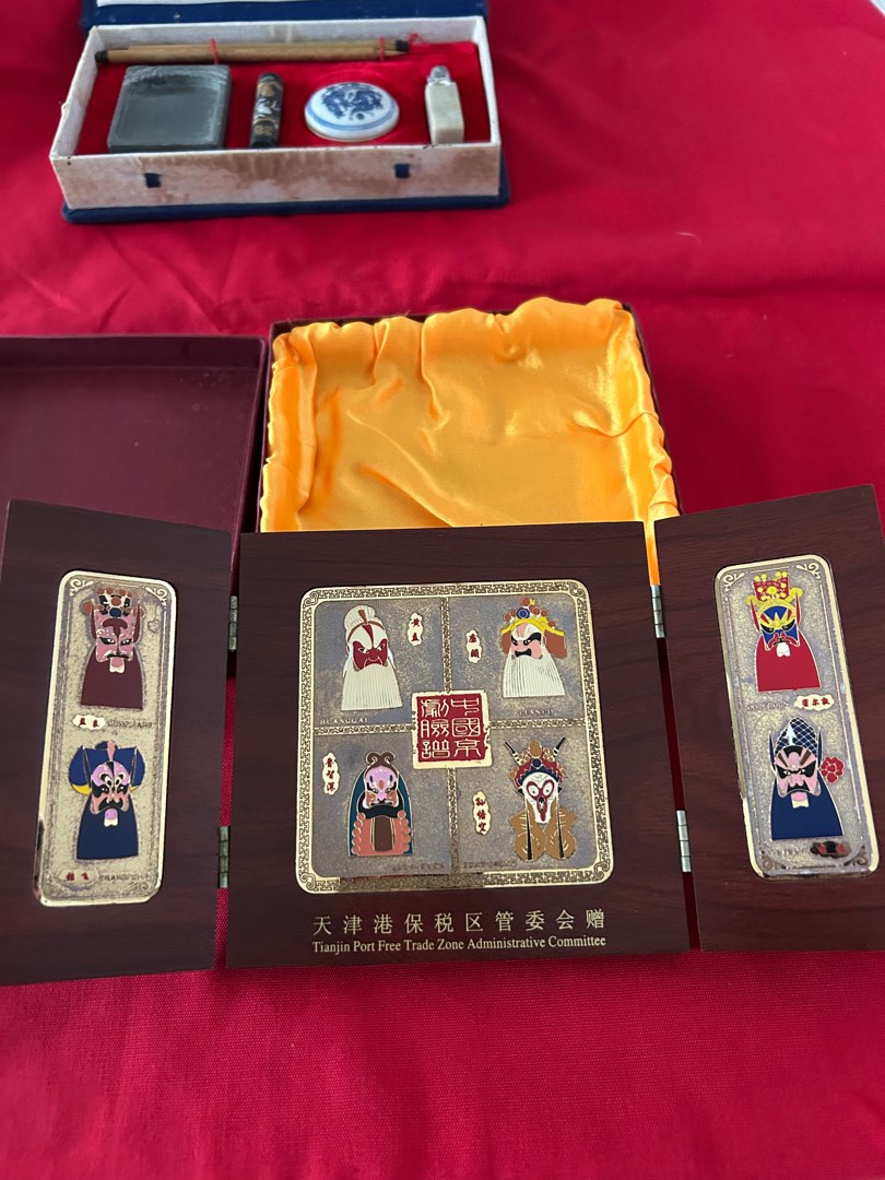 Chinese calligraphy set and Peking Opera souvenir, Hobbies & Toys ...