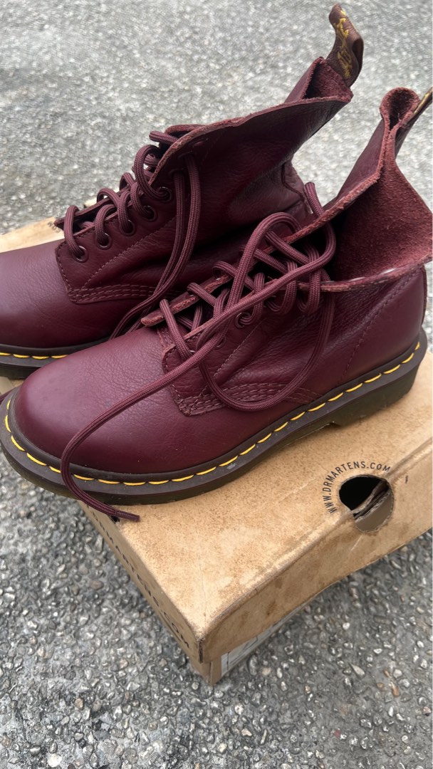 MAROON DOC MARTENS - PRELOVED - (Used once), Women's Fashion, Footwear ...