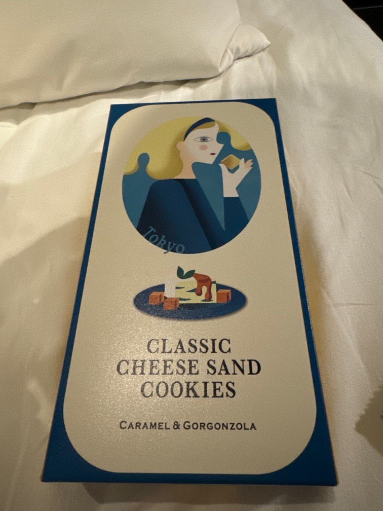 Now on cheese原味芝士餅 10塊一盒, 嘢食 & 嘢飲, 包裝食物&即食食物 - Carousell