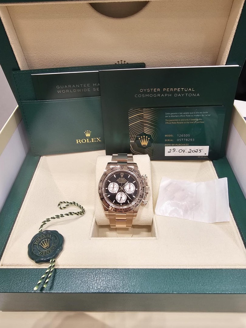 Rolex Cosmograph Daytona 126505 40mm, Luxury, Watches on Carousell