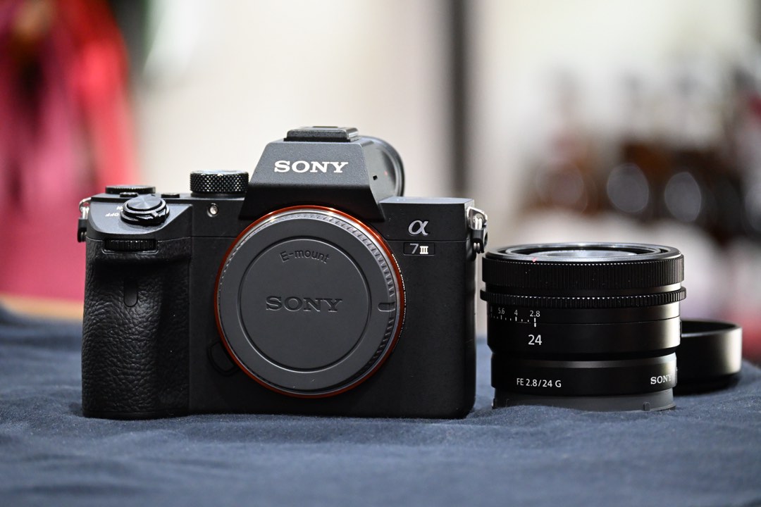 Sony A7III 1k shutter 24mm F2.8 G, Photography, Cameras on Carousell