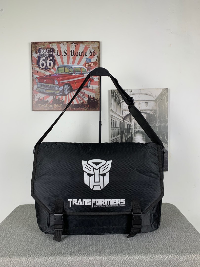 Universal Studio Transformer Slingbag, Fesyen Pria, Tas & Dompet , Tas ...