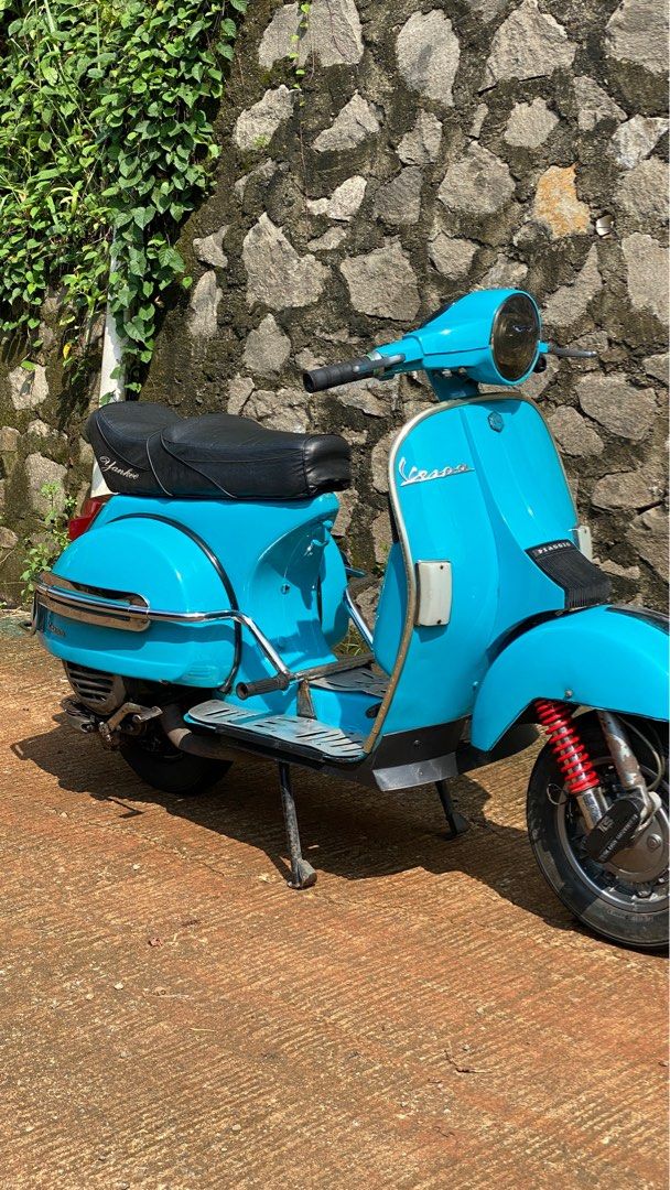 Vespa classic 2 tak look npx basic excel, Motor di Carousell