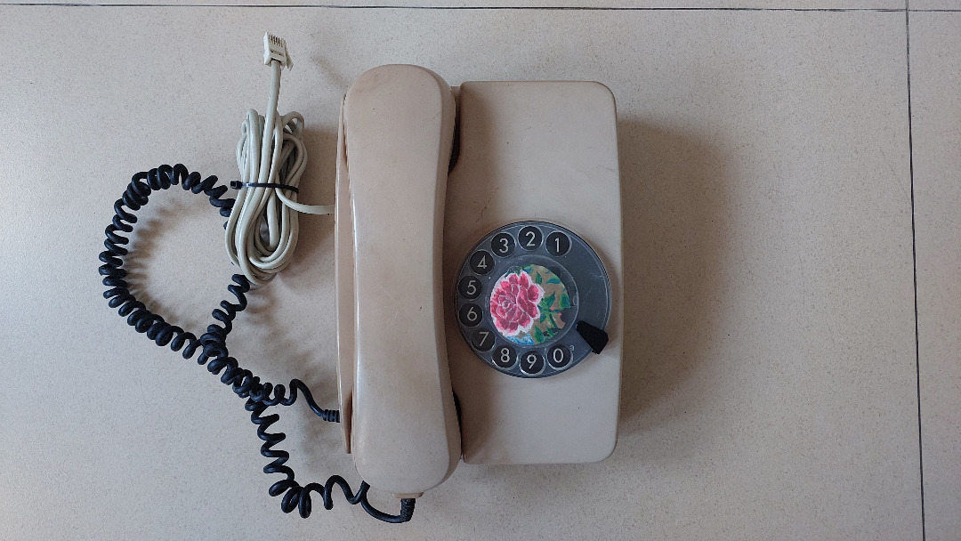 vintage rotary dial phone - rectangular, Hobbies & Toys, Memorabilia ...