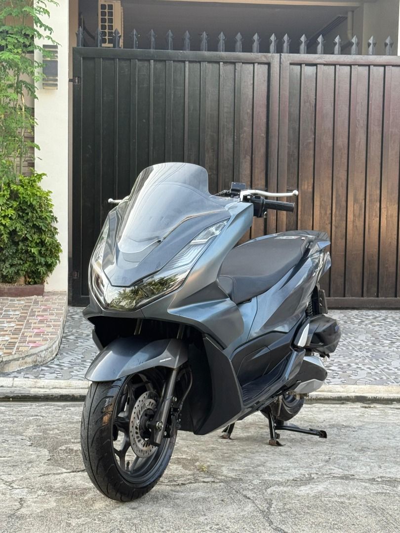 2022 HONDA PCX 160 CBS, Motorbikes, Motorbikes for Sale on Carousell