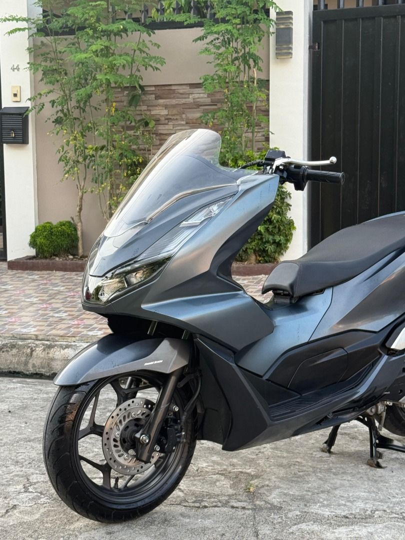 2022 HONDA PCX 160 CBS, Motorbikes, Motorbikes for Sale on Carousell