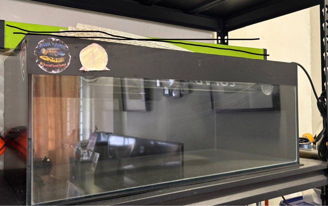2ft fish/small animal tank comes w Neo Helios Solar Booster Aquarium ...