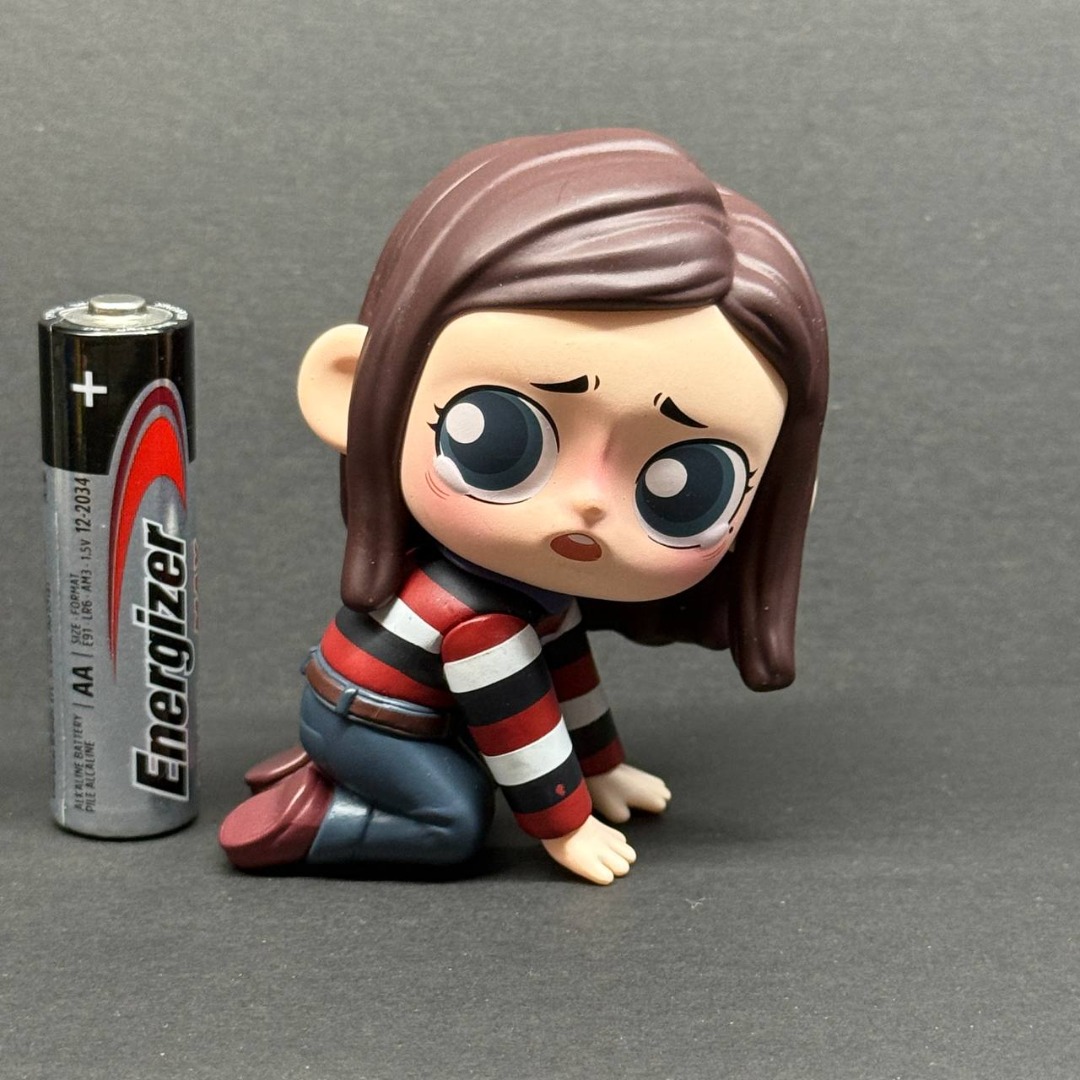 Pop Mart The Conjuring Universe Series Blind Box Carolyn Perron Action ...