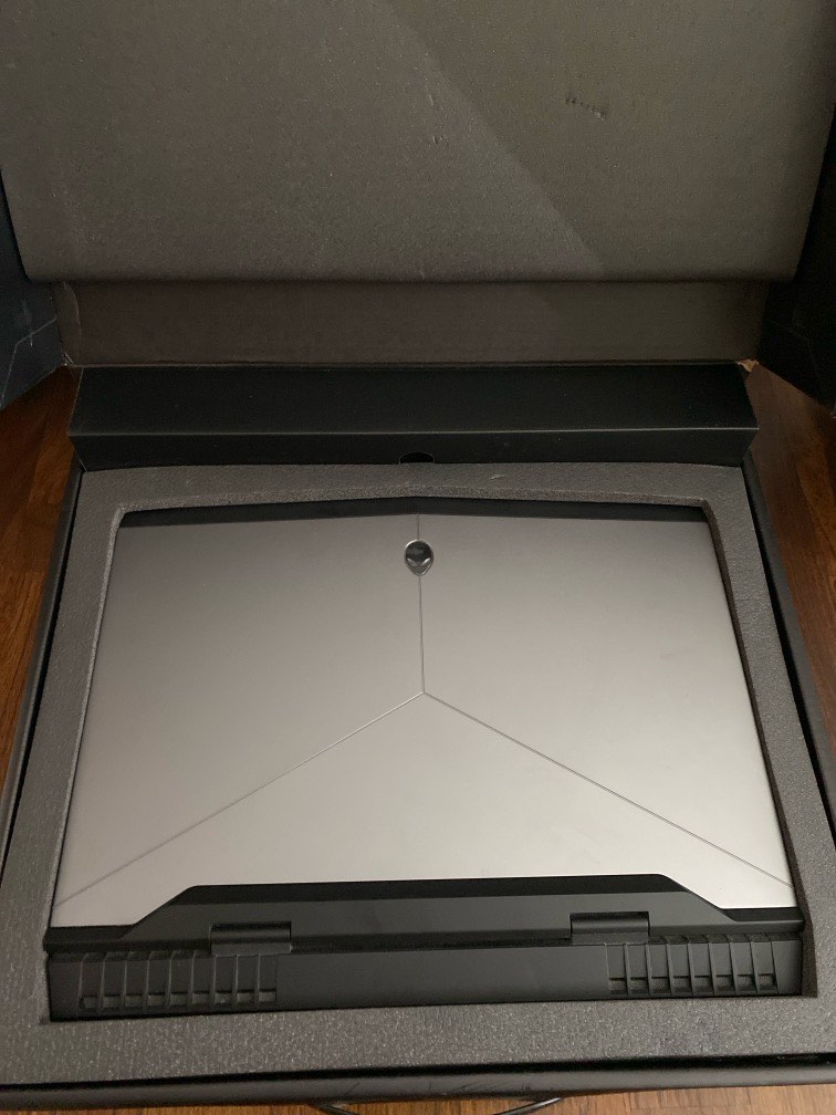 Alienware 17 R4, Computers & Tech, Laptops & Notebooks on Carousell