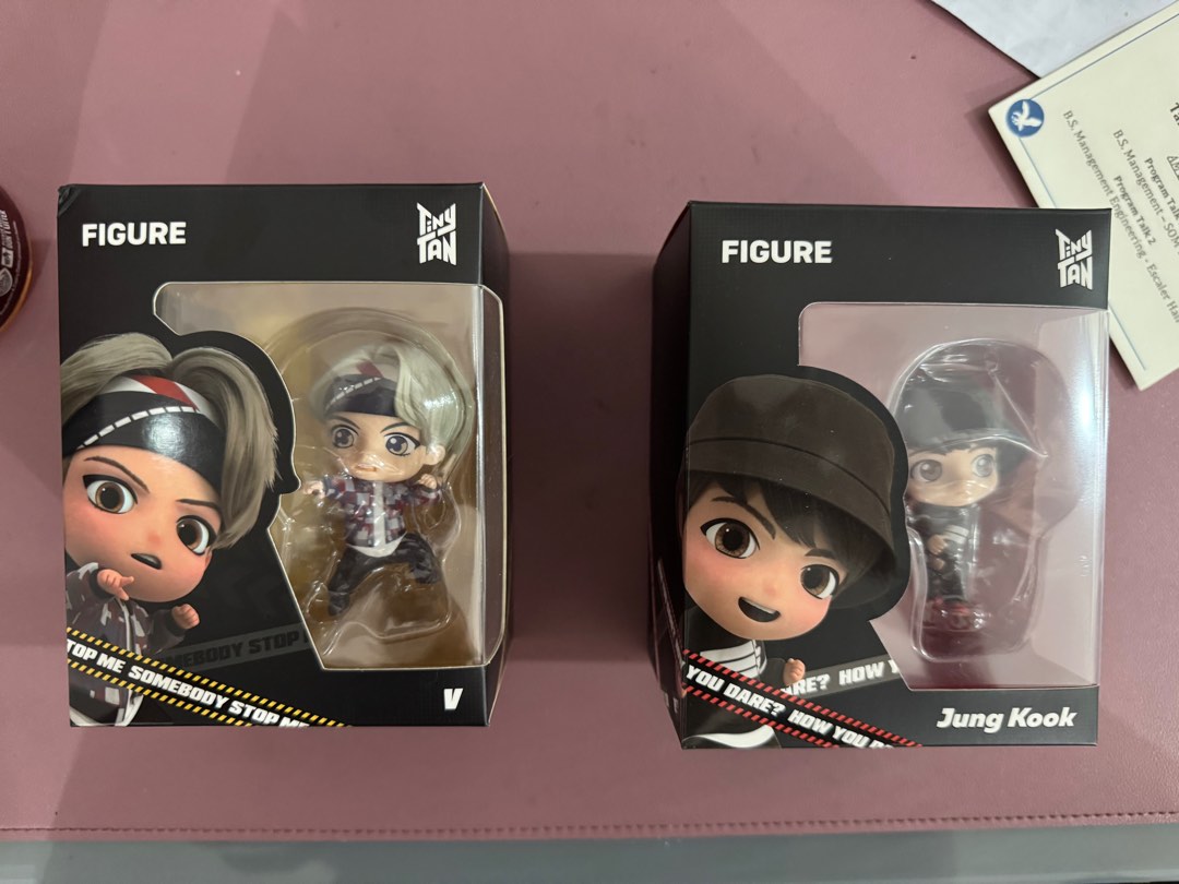 BTS Tinytan figure, Hobbies & Toys, Memorabilia & Collectibles, K-Wave on Carousell