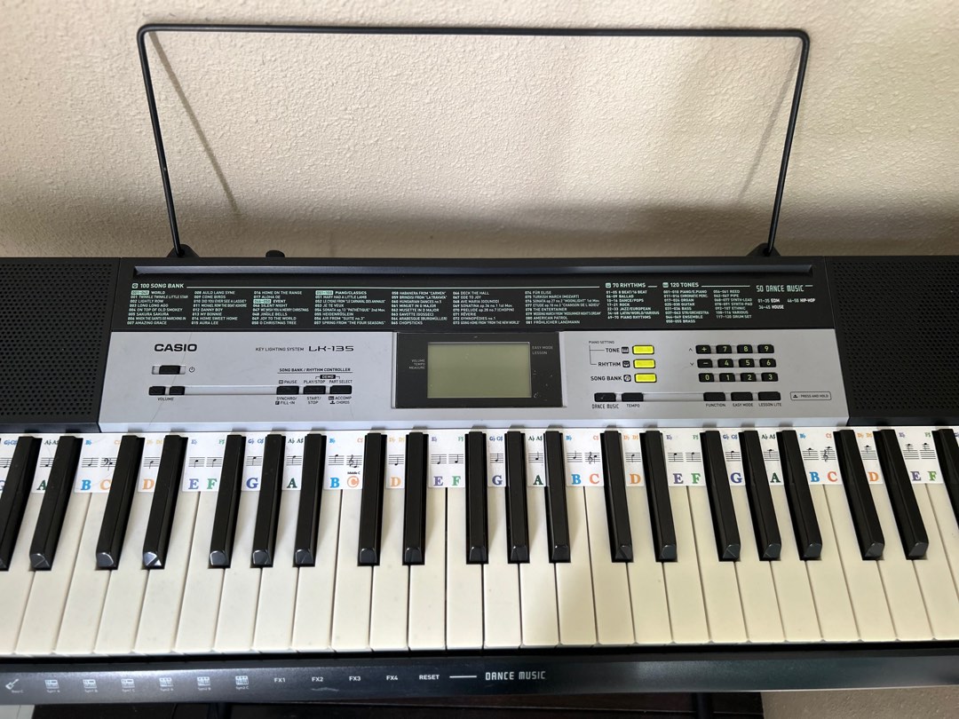 Casio Lk 135 Keyboard Hobbies And Toys Music And Media Musical Instruments On Carousell