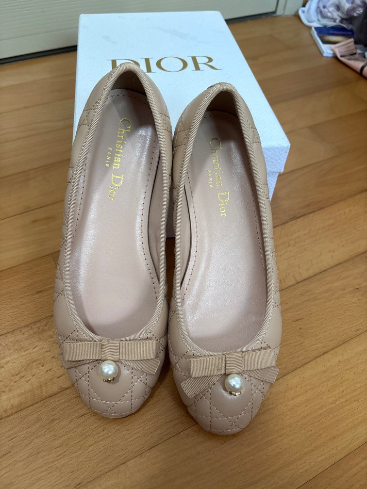 CD ballet flat , Women's Fashion, Footwear, Flats on Carousell