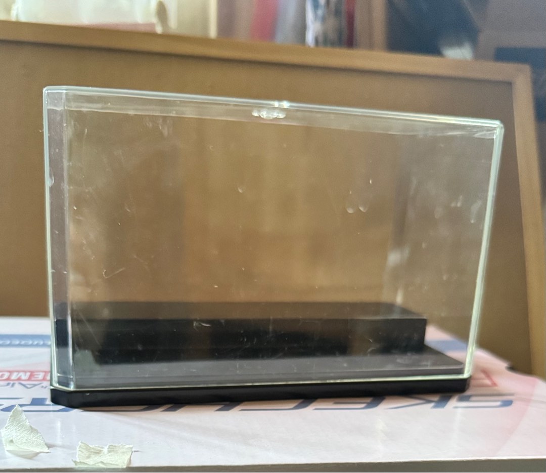 Daiso acrylic display box 8 for $5, Furniture & Home Living, Home Decor ...