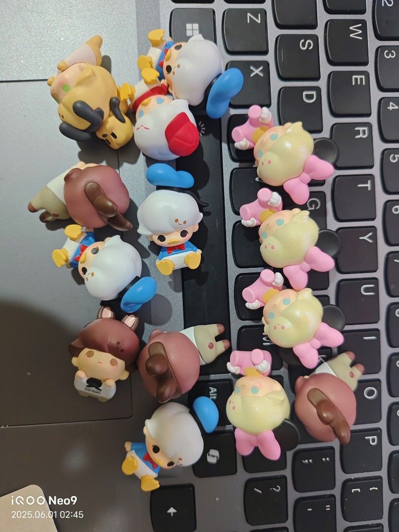 dimoo Disney series popbean, released together, only available at cc26 ...