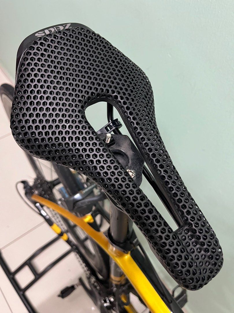 Gusto DURO TEAM LIMITED Road bike, Sports Equipment, Bicycles & Parts ...